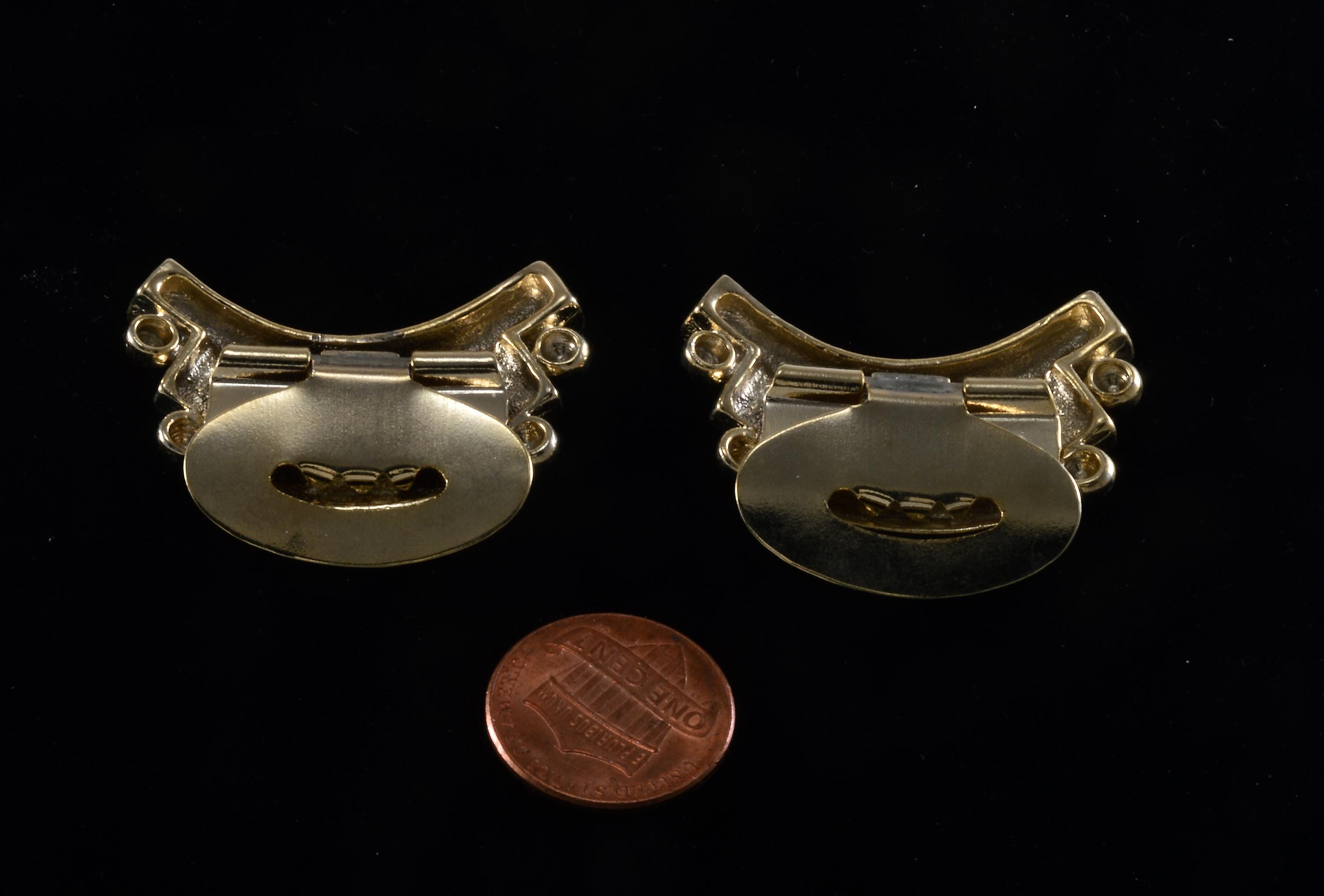 Vintage Shoe Clips Gold Tone Metal Shoe Accessory 1 1/2