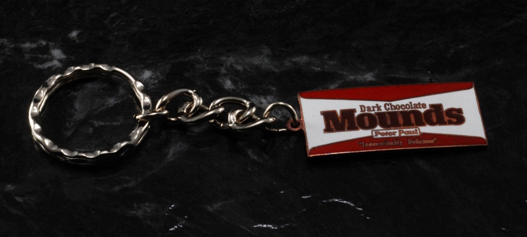 Vintage Key Chain Mounds Candy Bar Copper Pendant on a Silver Tone Key ...