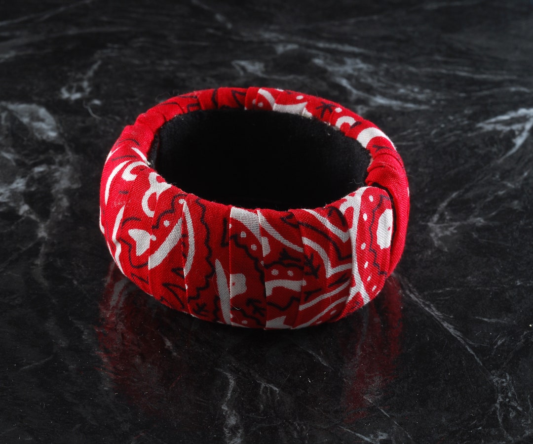 Vintage Bracelet Handkerchief Material Red White Hinged Fashion ...