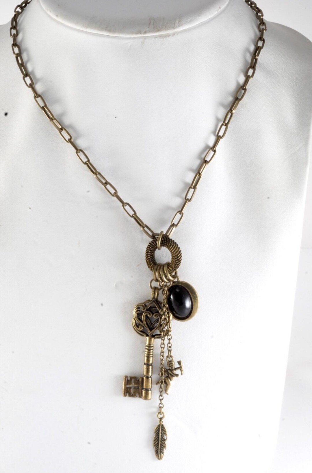 Vintage Skeleton Key Necklace Brass Metal Steampunk 30" Chain Fantasy ...