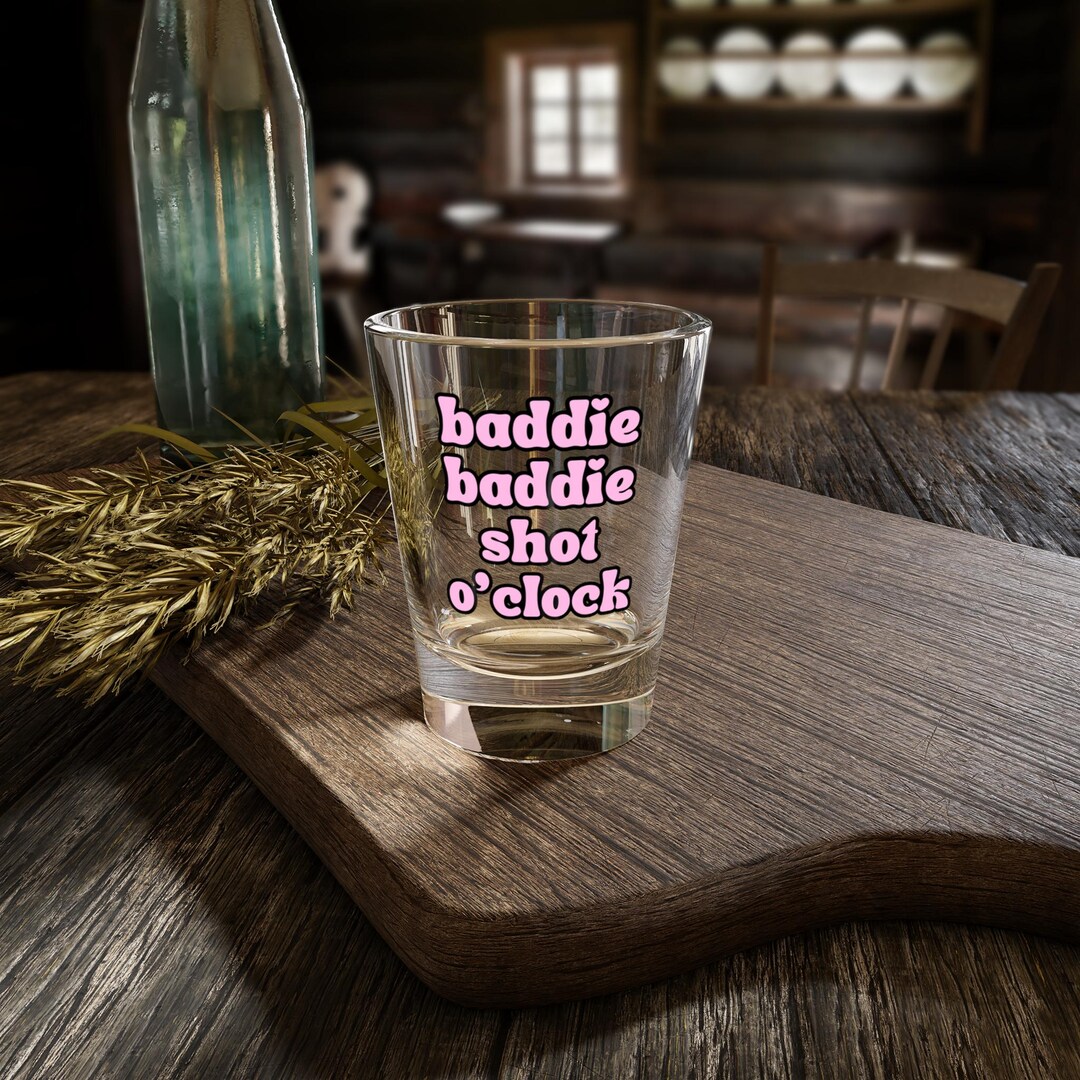 Baddie Shot O'clock Glass Light Pink & Black Bold Design for Feminine ...