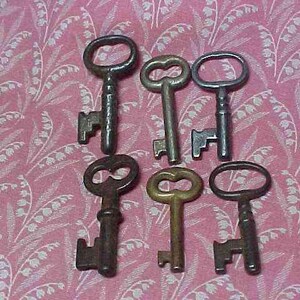 6 Vintage Small Solid Barrel Lock Keys One Brass - Etsy