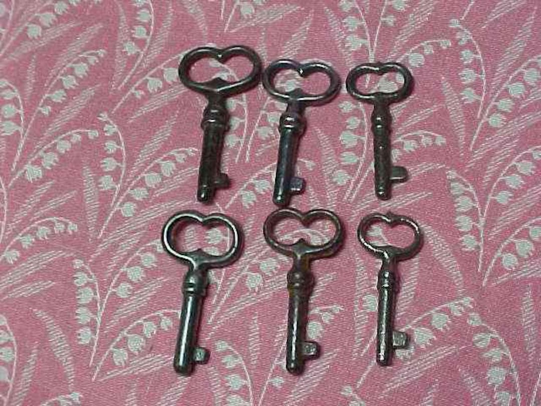 6 Vintage Small Steel Lock Keys Solid Barrel End Keys - Etsy