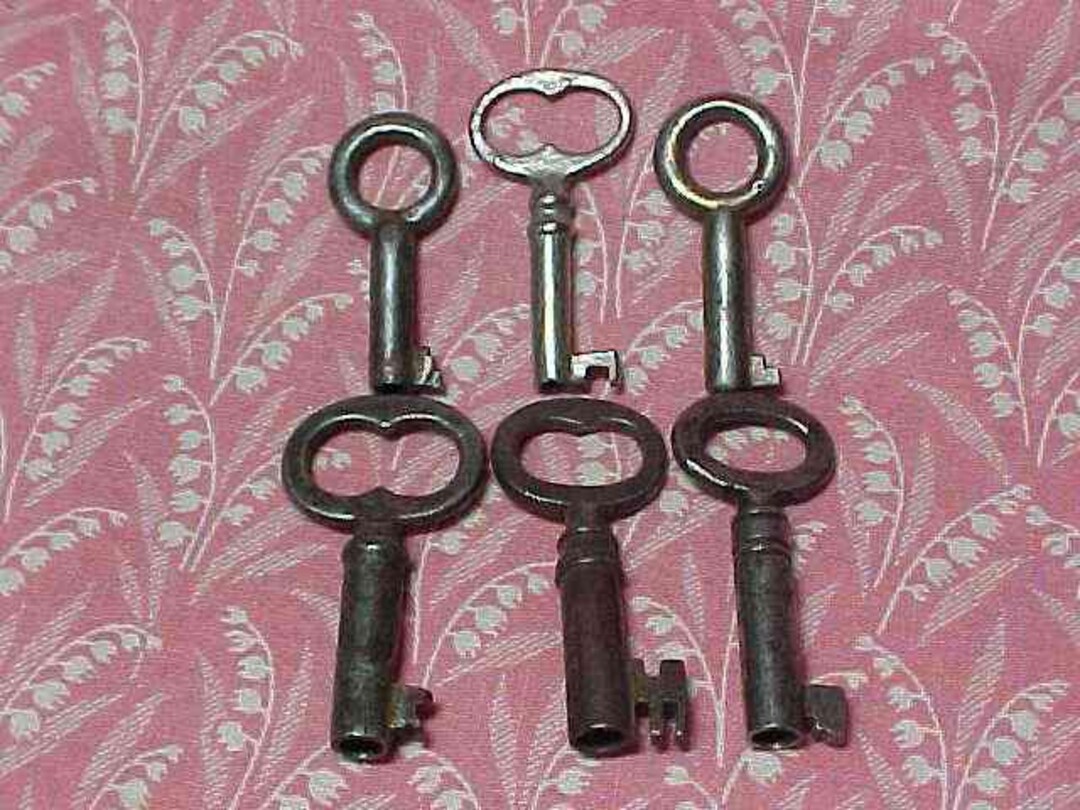 6 Vintage Small Steel Lock Keys Open Barrel End Keys - Etsy