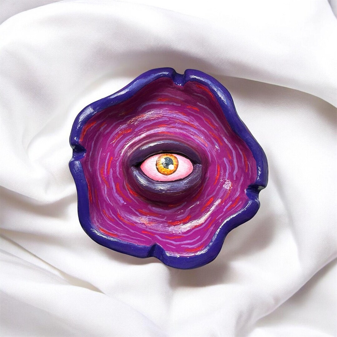 One-eye Clay Ashtray / Pop Art Ceramic / Ceramic Art / Tobacco /smoke ...