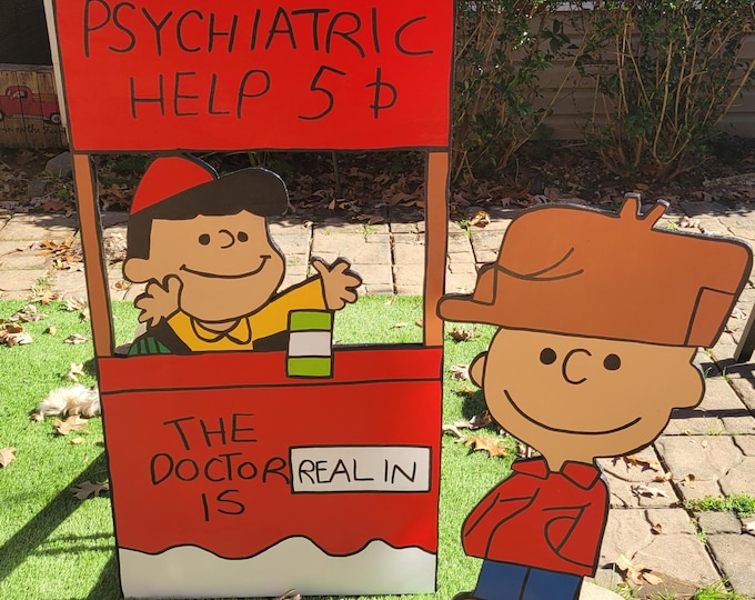 Lucy and Charlie Brown the Doctor is In - Etsy