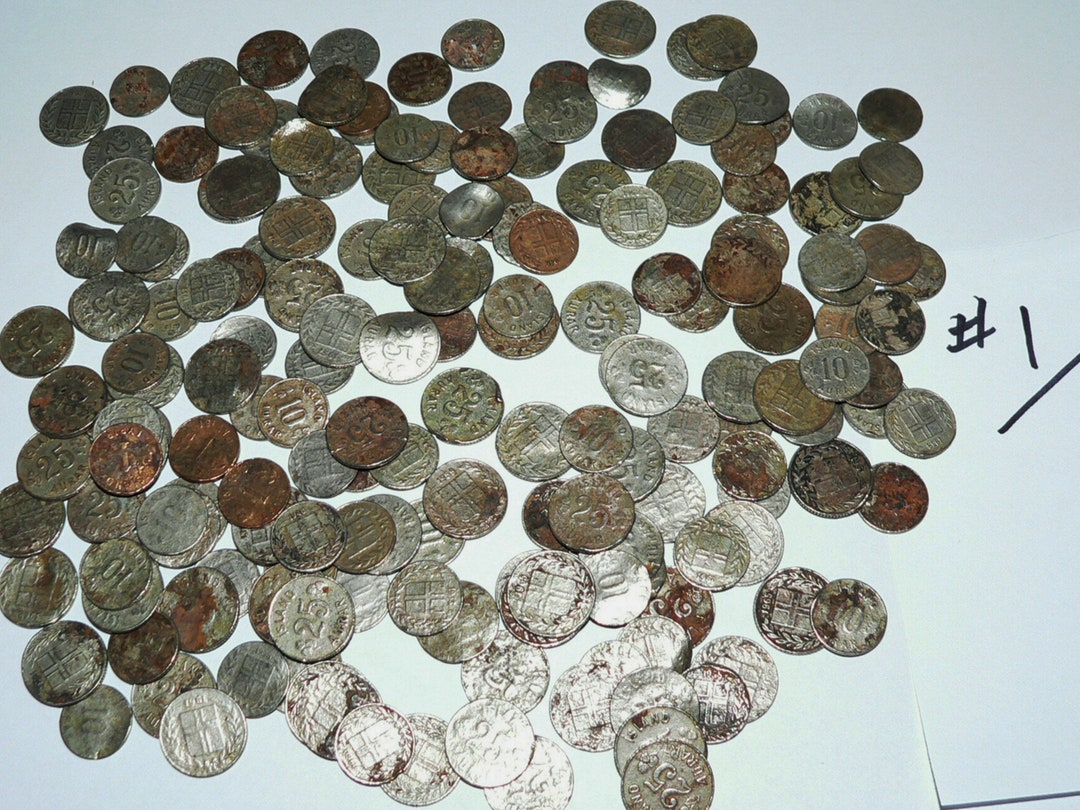 Icelandic Discontinued 10 & 25 Aurar Coins Salvaged Crafts Repurpose ...