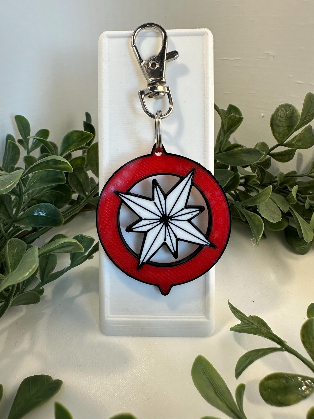 Stray Kids Compass Rose Keychain - Etsy