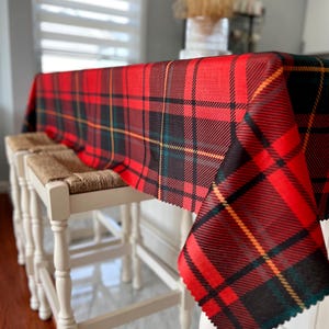 Buffalo Plaid Tablecloth 63x87 Inch Washable, Wrinkle Resistant Holiday ...