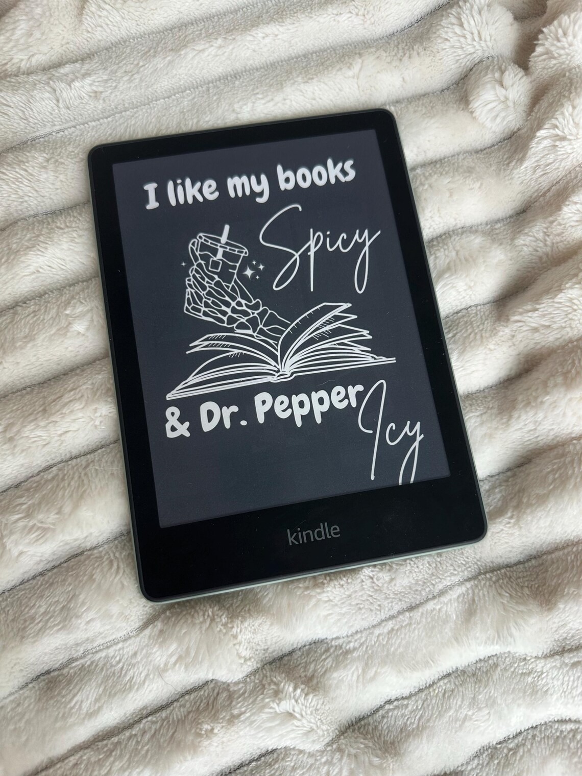 Books Spicy and Dr. Pepper Icy Kindle Wallpaper - Etsy