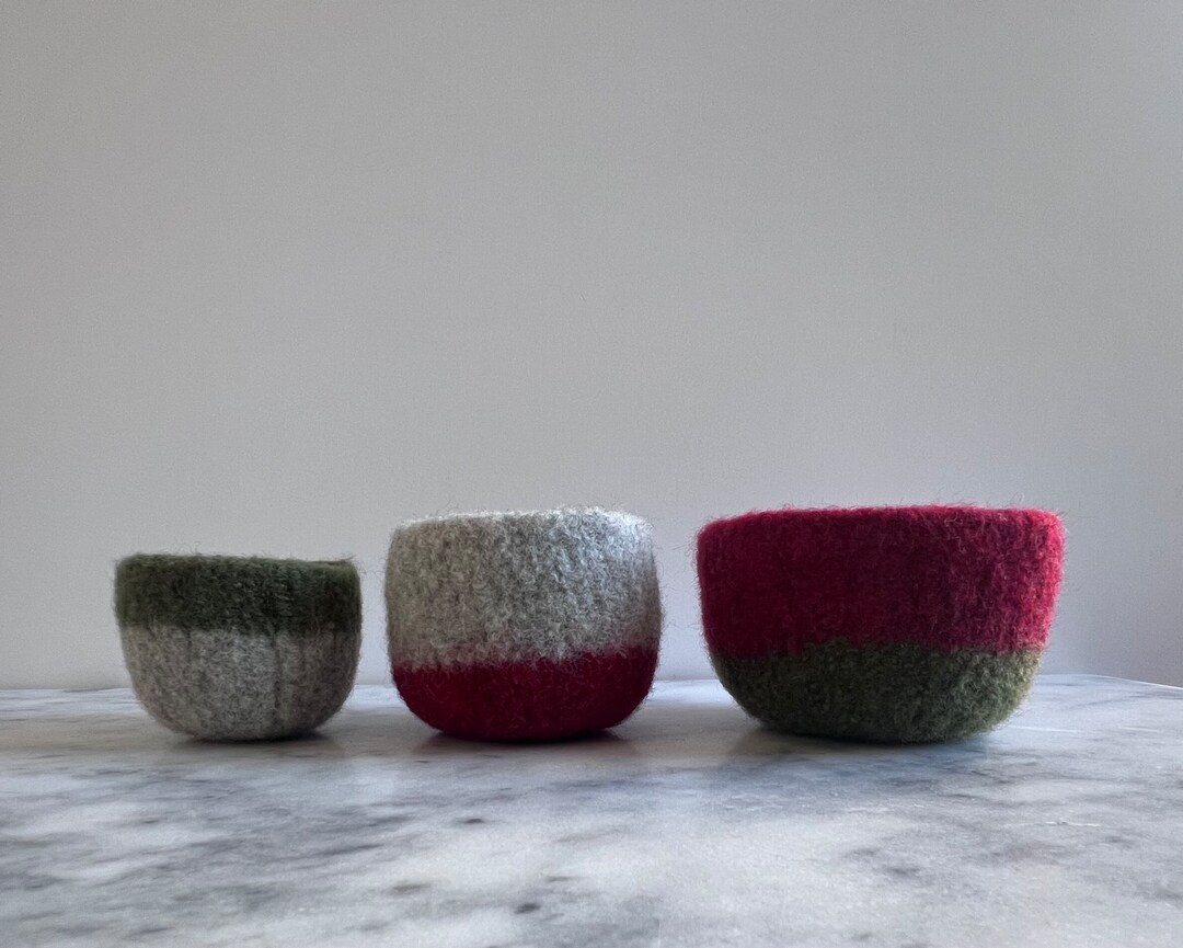 Felted Wool Bowl Trio- Nested Gray, Green, and Red Colorblock Heathered ...