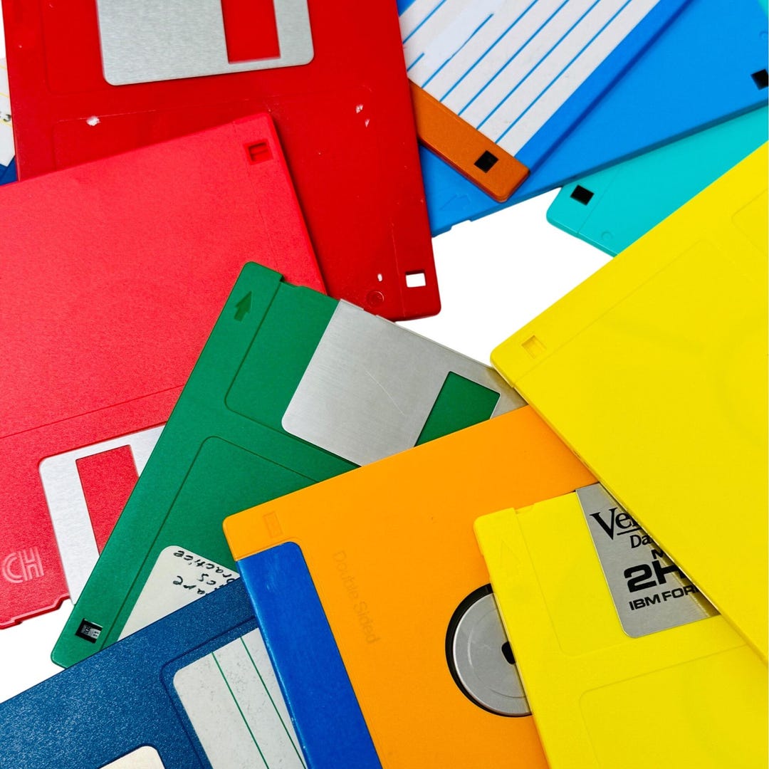 12 Vintage Floppy Discs 3.5" Mixed Colors Craft Grade Diskette Disk ...