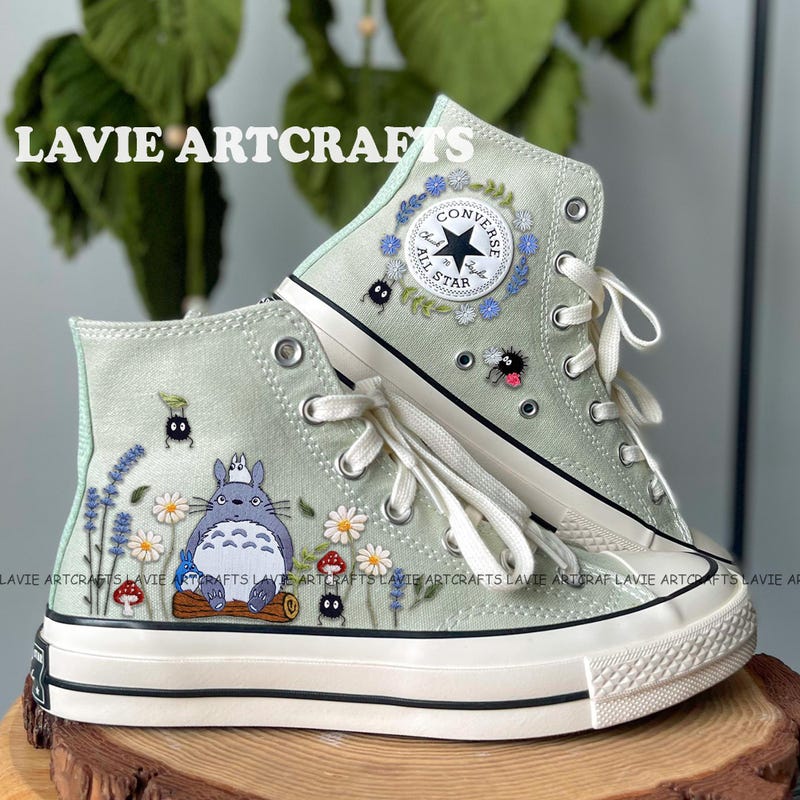 Customized Converse Anime - Etsy UK