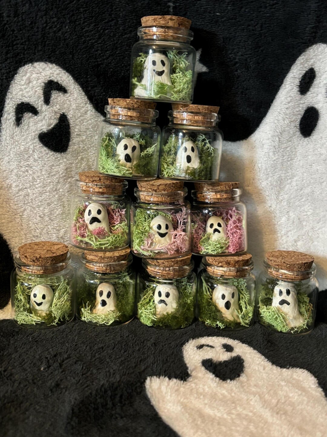 Small Pet Ghosts in a Jar, Ghost Garden, Lost Soul Spooky Halloween ...
