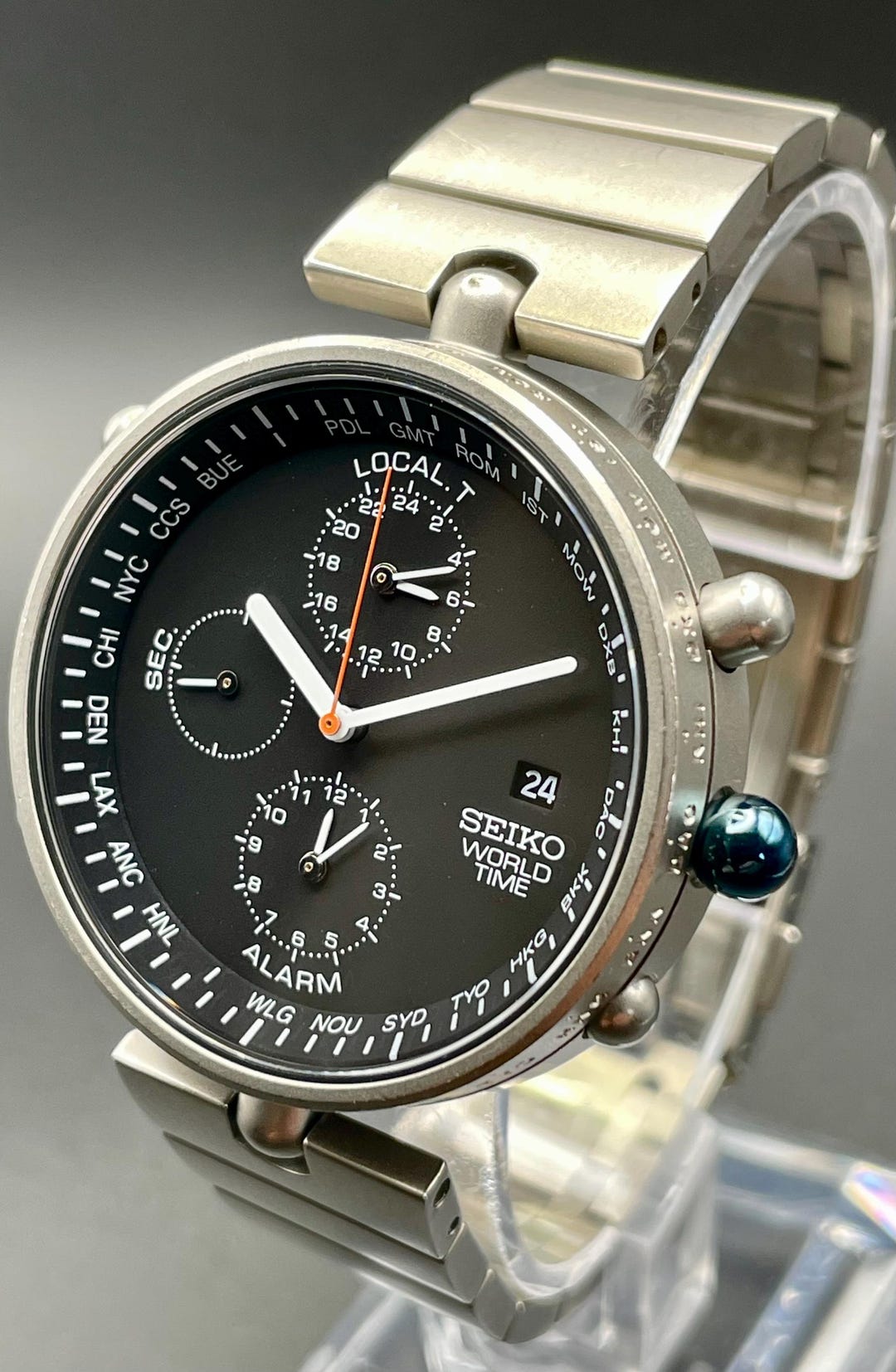 Super RARE! Limited Series. MITSUBISHI SEIKO Titanium World Time Quartz ...