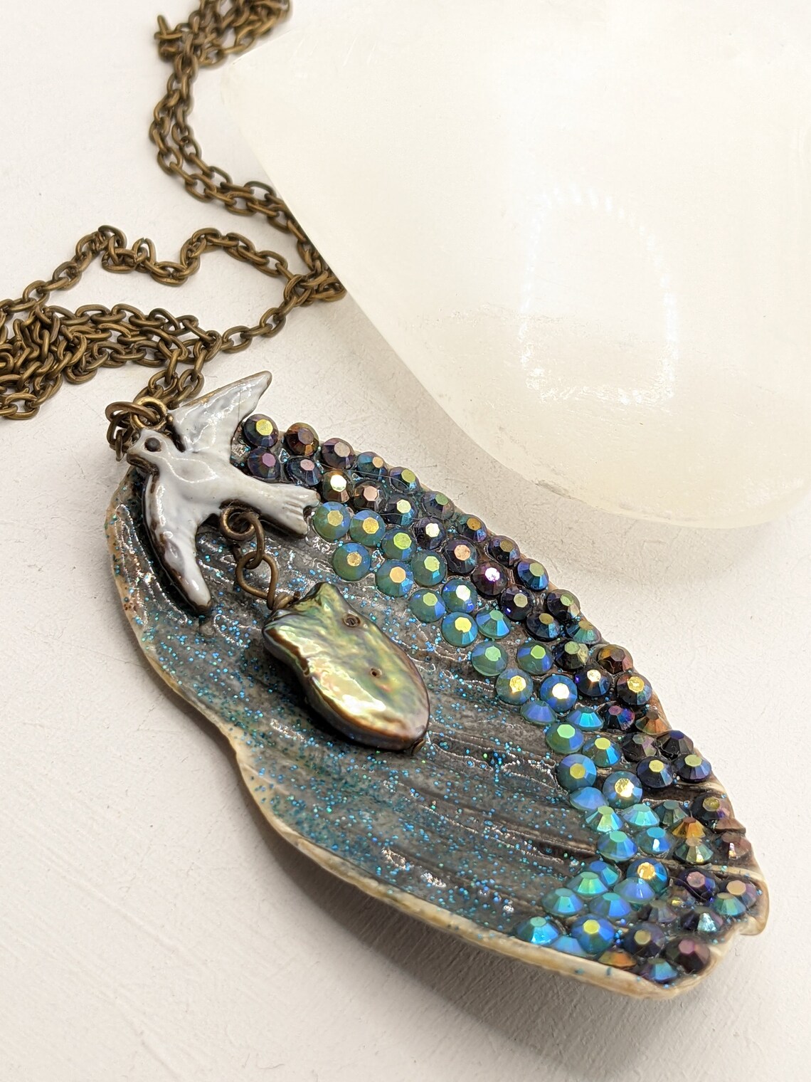 Vintage Pendant Necklace Bronze Shell Bird Seagull Keepsake - Etsy