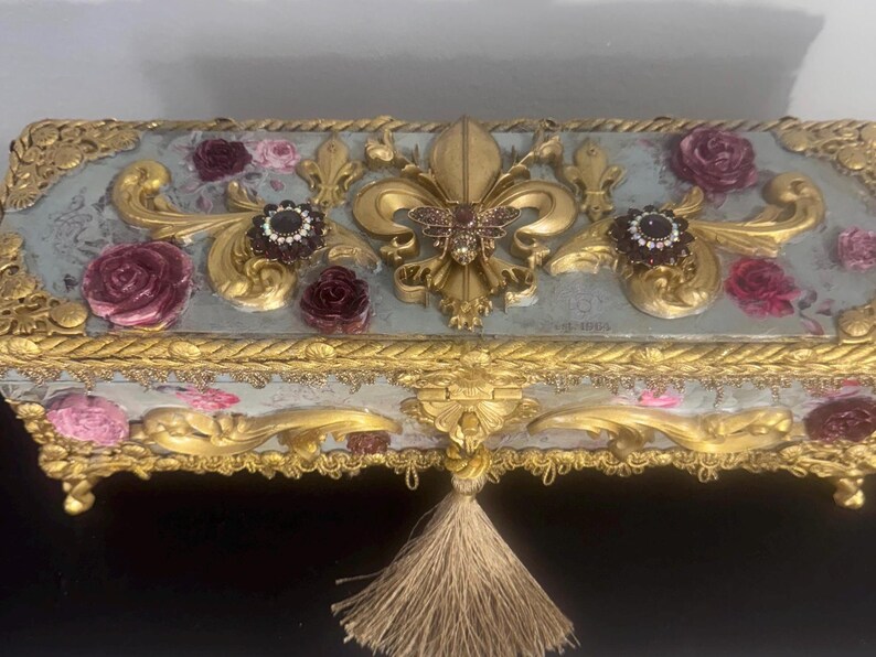 French Country Jewelry Box: Victorian Baroque Style, Rustic Gold Finish ...