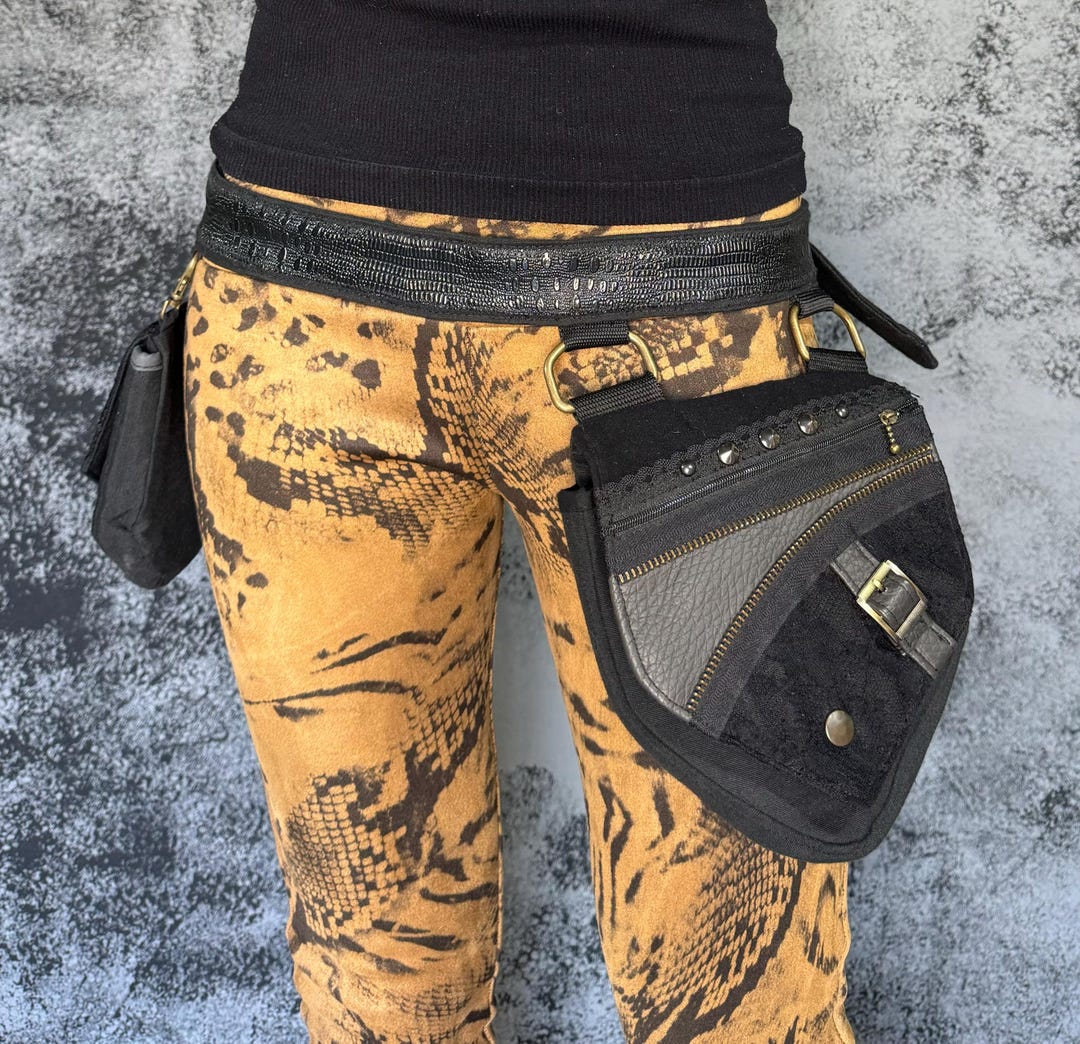 Women's Alternative-style Fanny Pack. - Etsy