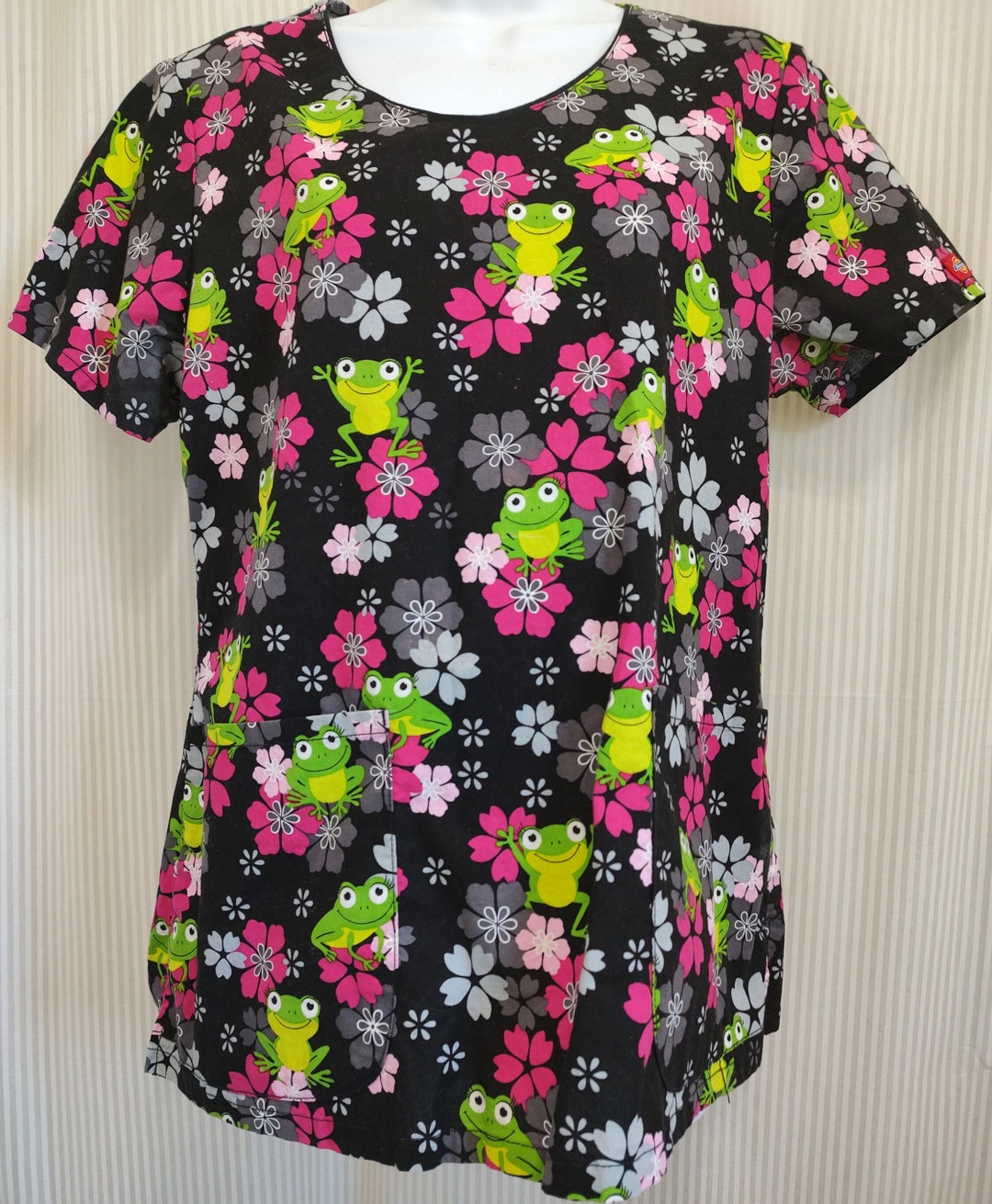 Vintage Dickie's Women's Cotton Medical Scrubs Black With Flowers and ...