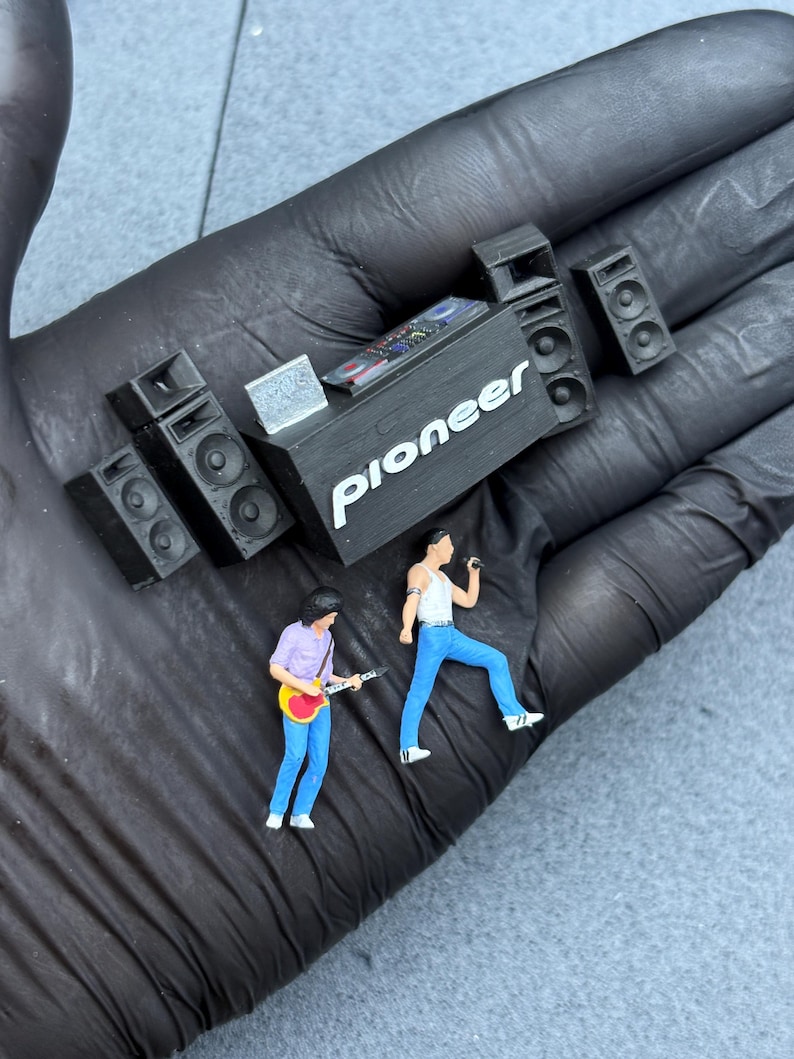 1/64 Scale DJ Pioneer Figur Set - Diorama Accessories - Etsy
