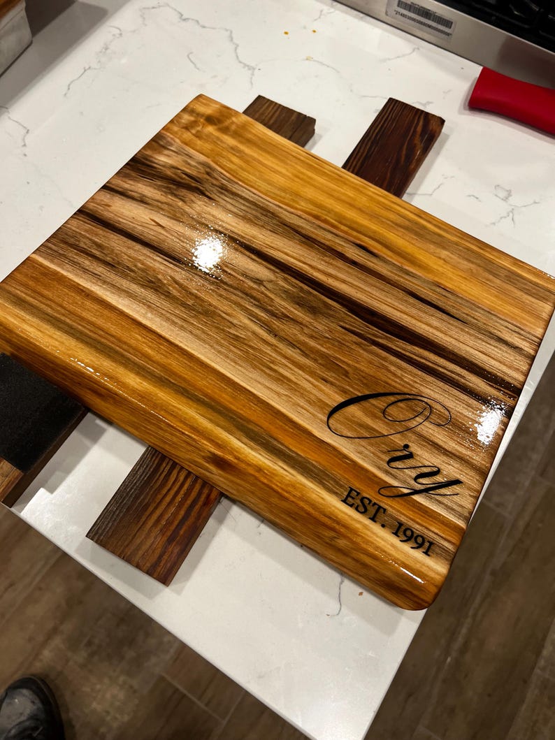 Custom Walnut,maple or Olive Wood Live Edge Cutting Board Gifts - Etsy