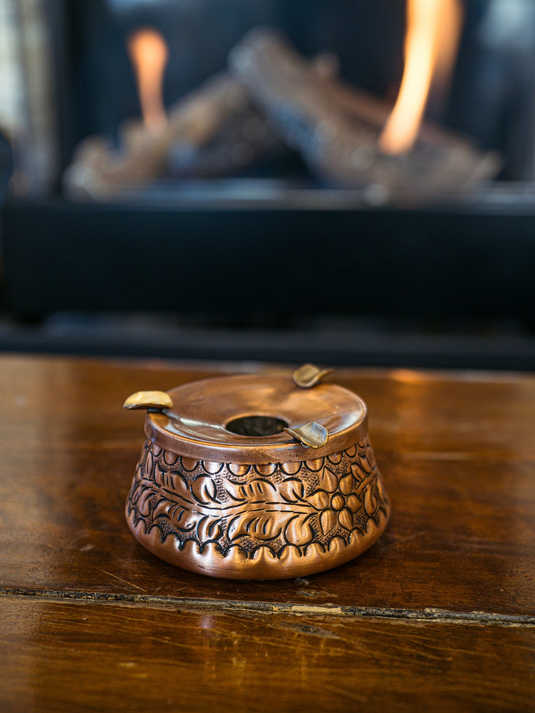 Handmade Copper Ashtray With Lid, Embossed Ashtray, Vintage Style ...