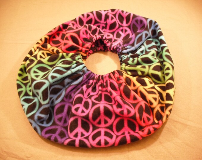 Ratoob, Rainbow Peace Signs on Black Background - Etsy