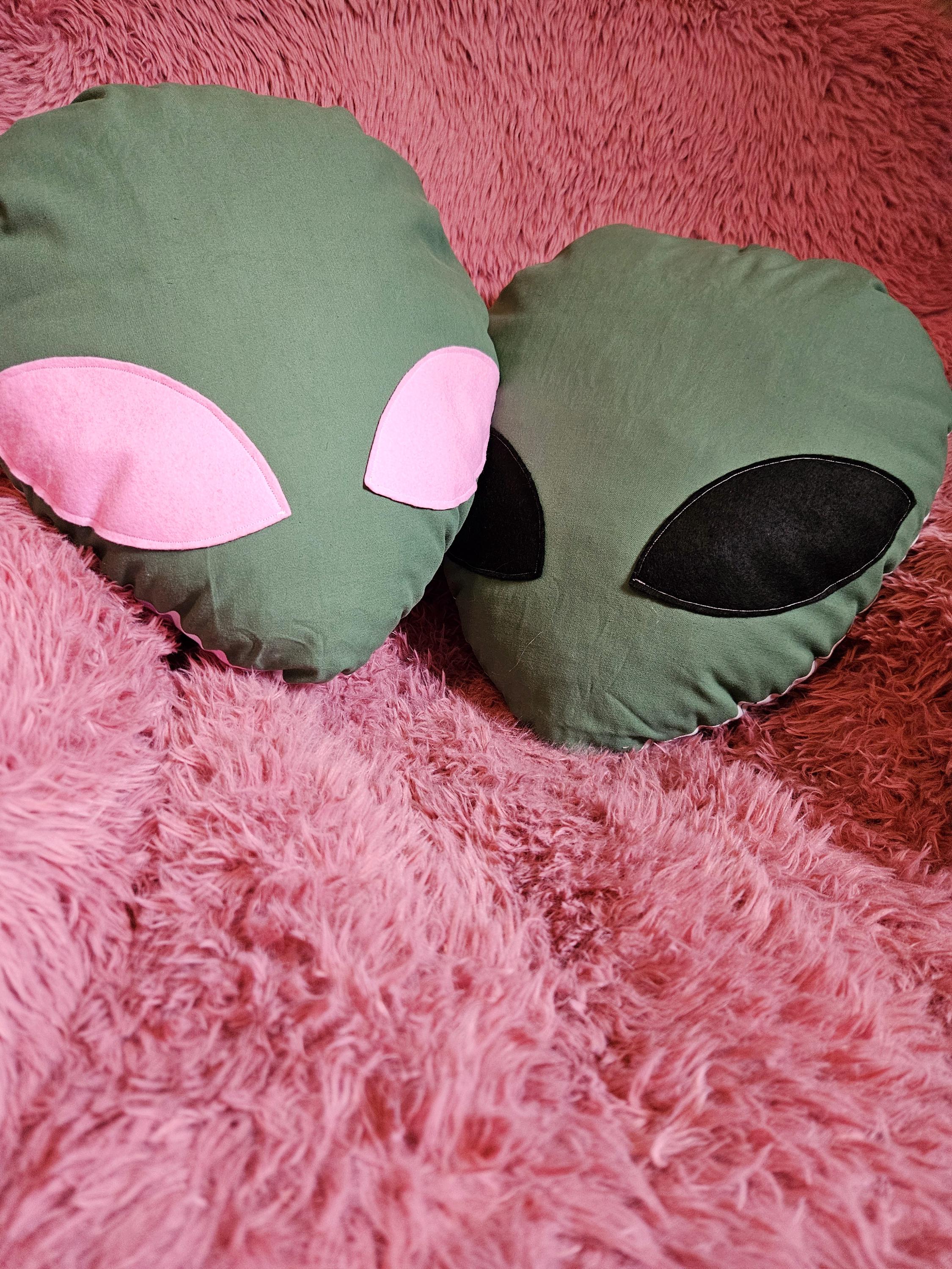 Alien Pillow Sewing Pattern Tutorial - Digital Download for DIY Pillow ...