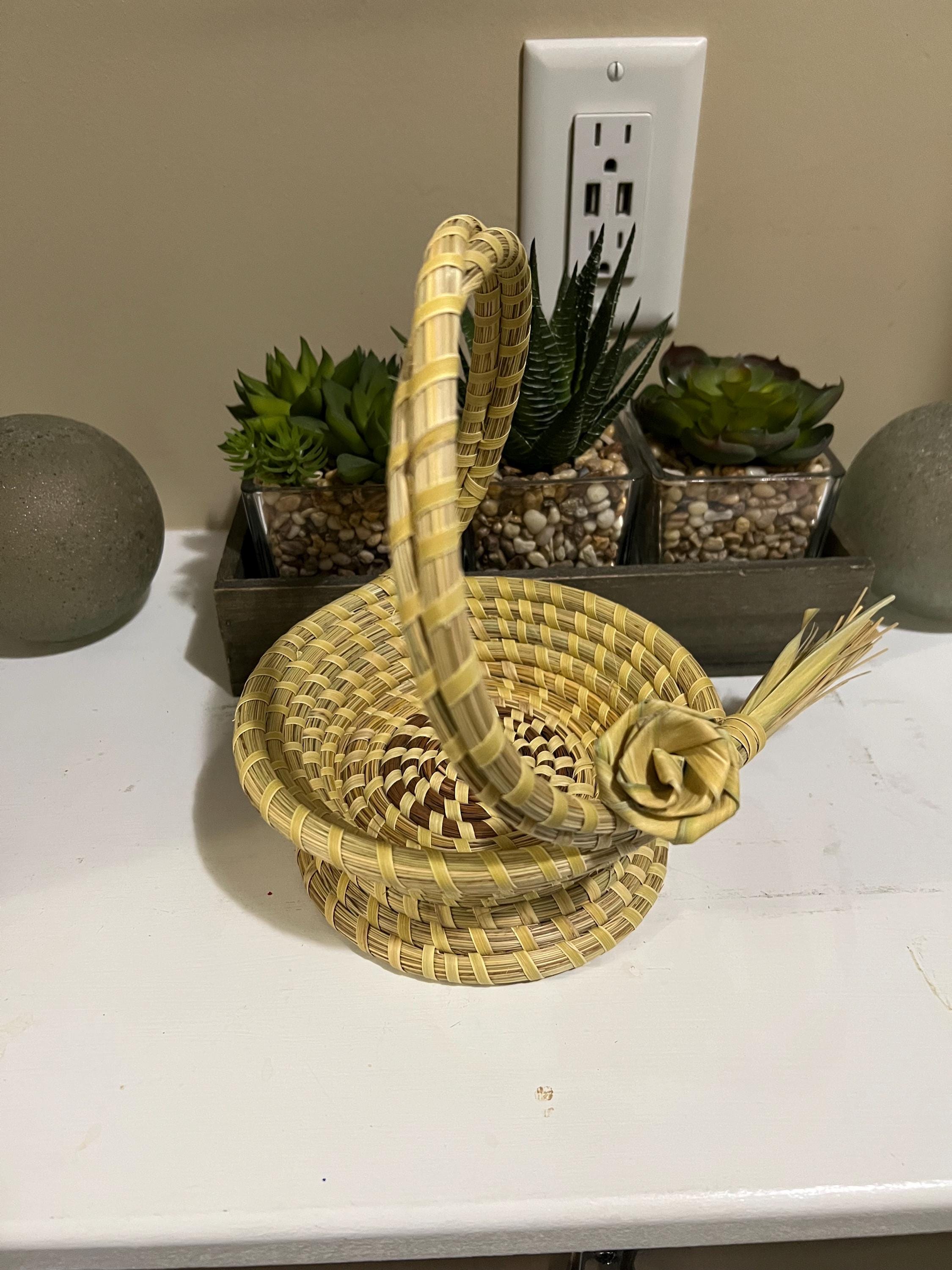 Gullah Sweetgrass Basket (sm Flower Basket With Rose) - Etsy