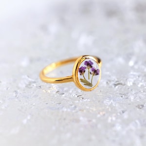 Handmade Pressed Real Flower Ring, Unique Resin Floral Jewelry, Perfect ...