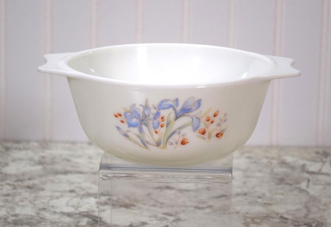 Pyrex England Blue Iris 6 1/2" Baking Dish / Milk Glass Mixing Bowl ...