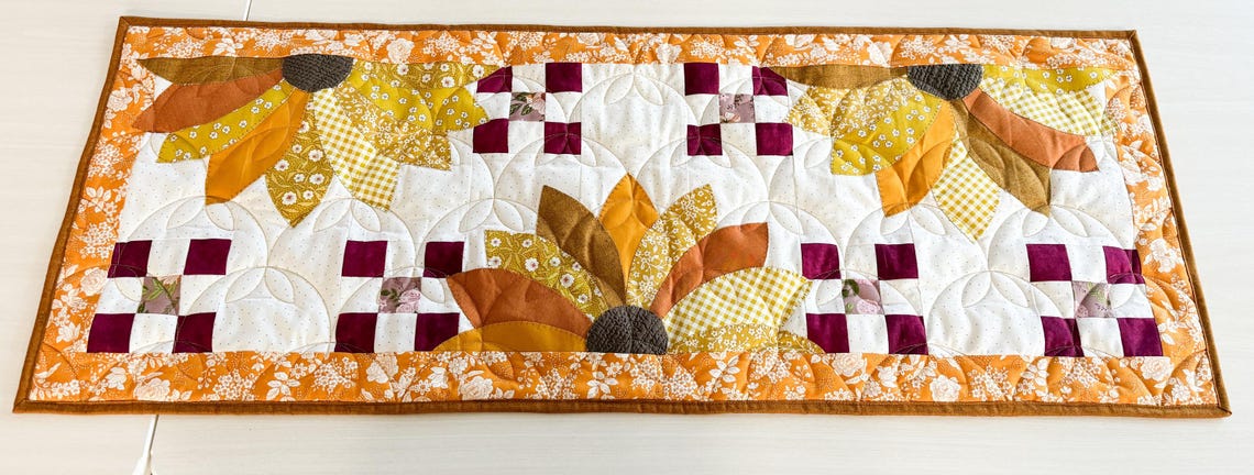 Sunflower Blooms Table Runner Sewing Pattern - (download) - Etsy
