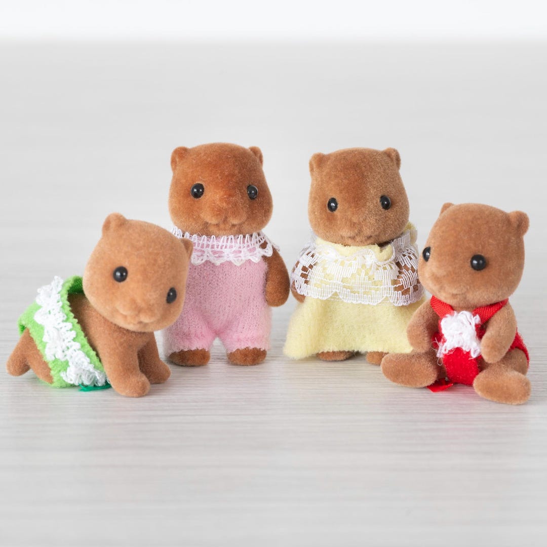 Sylvanian Families Beaver Baby Figure, Waters, Calico Critters ...