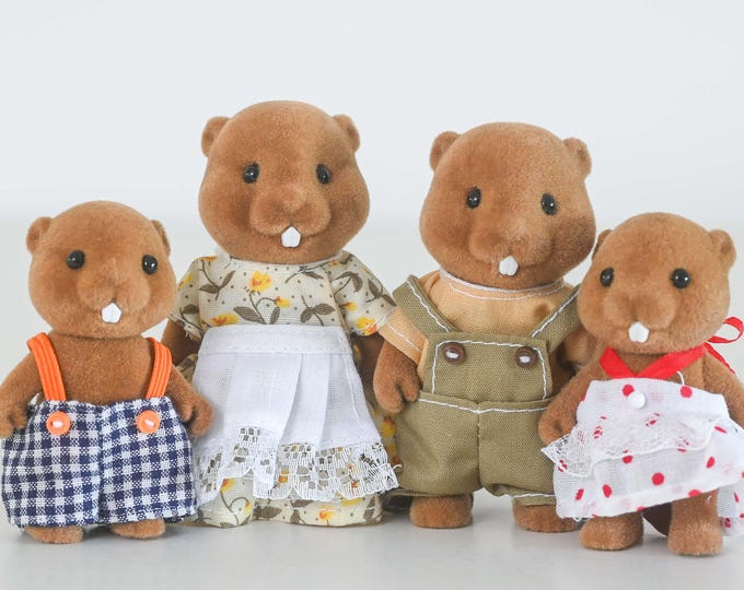 Sylvanian Families Beaver Family Figures, Waters / Babblebrook, Calico ...
