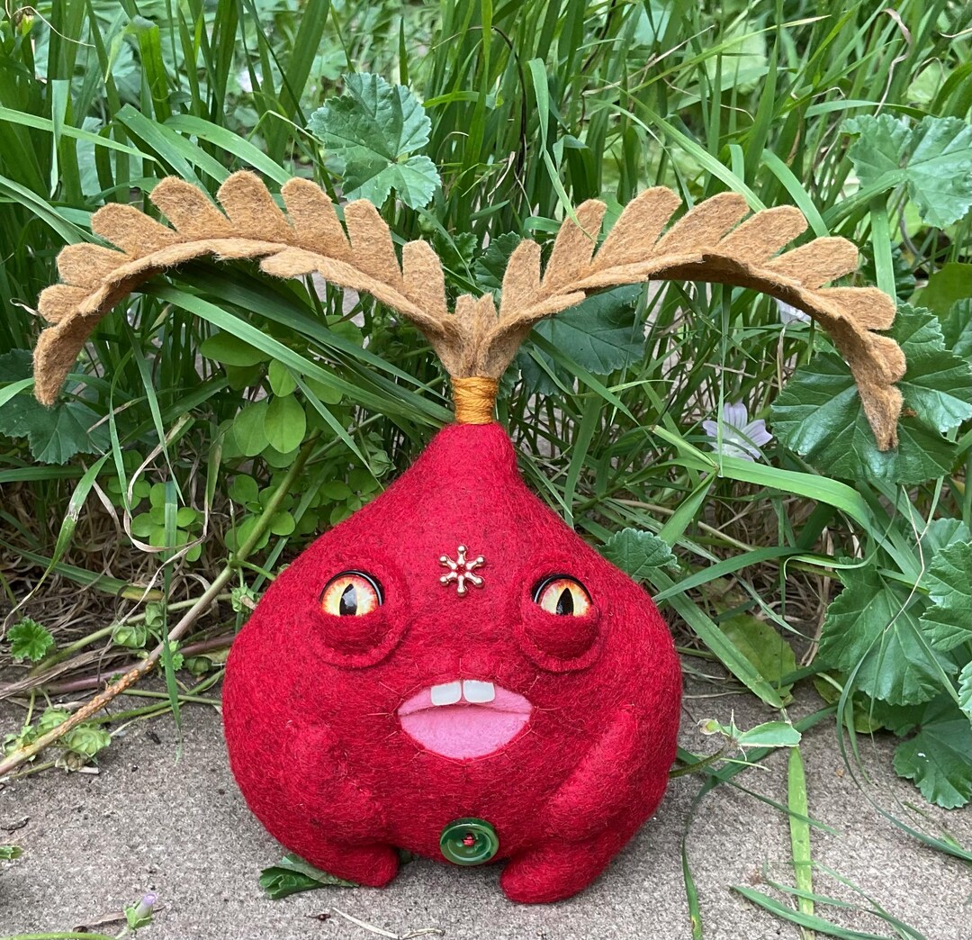 Bucktooth Budling Uncanimal Sapling Sprout Mini Plush (red & Gold) - Etsy