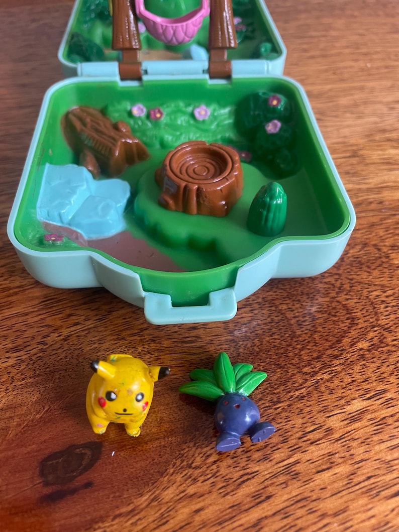 Pokemon Tomy Polly Pocket Playset Green Viridian Forest With Pikachu ...