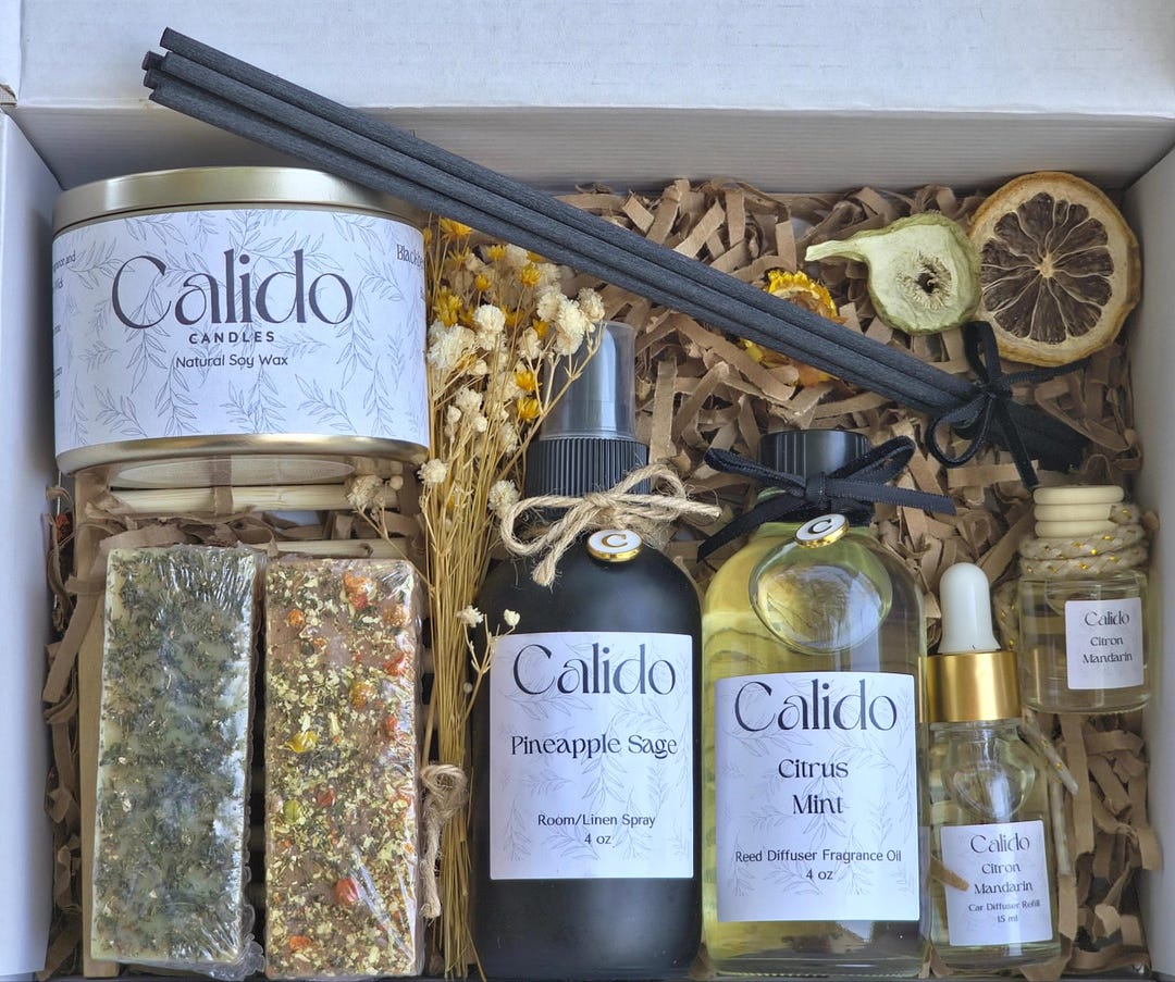 Fragrance Gift Box With a Candle, Room Spray, Room Diffuser With Reeds ...