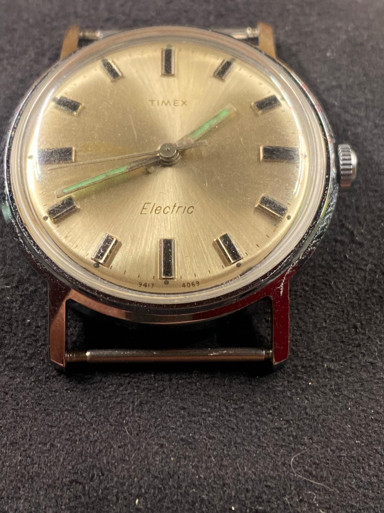 1969 Timex Electric 9417: Vintage Elegance With Luminous Precision - Etsy