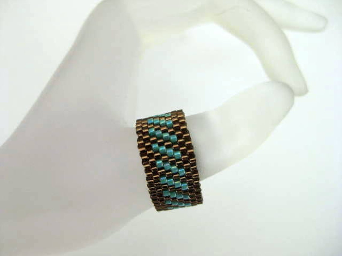 Beaded Peyote Ring / Seed Bead Jewelry / Size 8 Ring/ US Duty Free - Etsy
