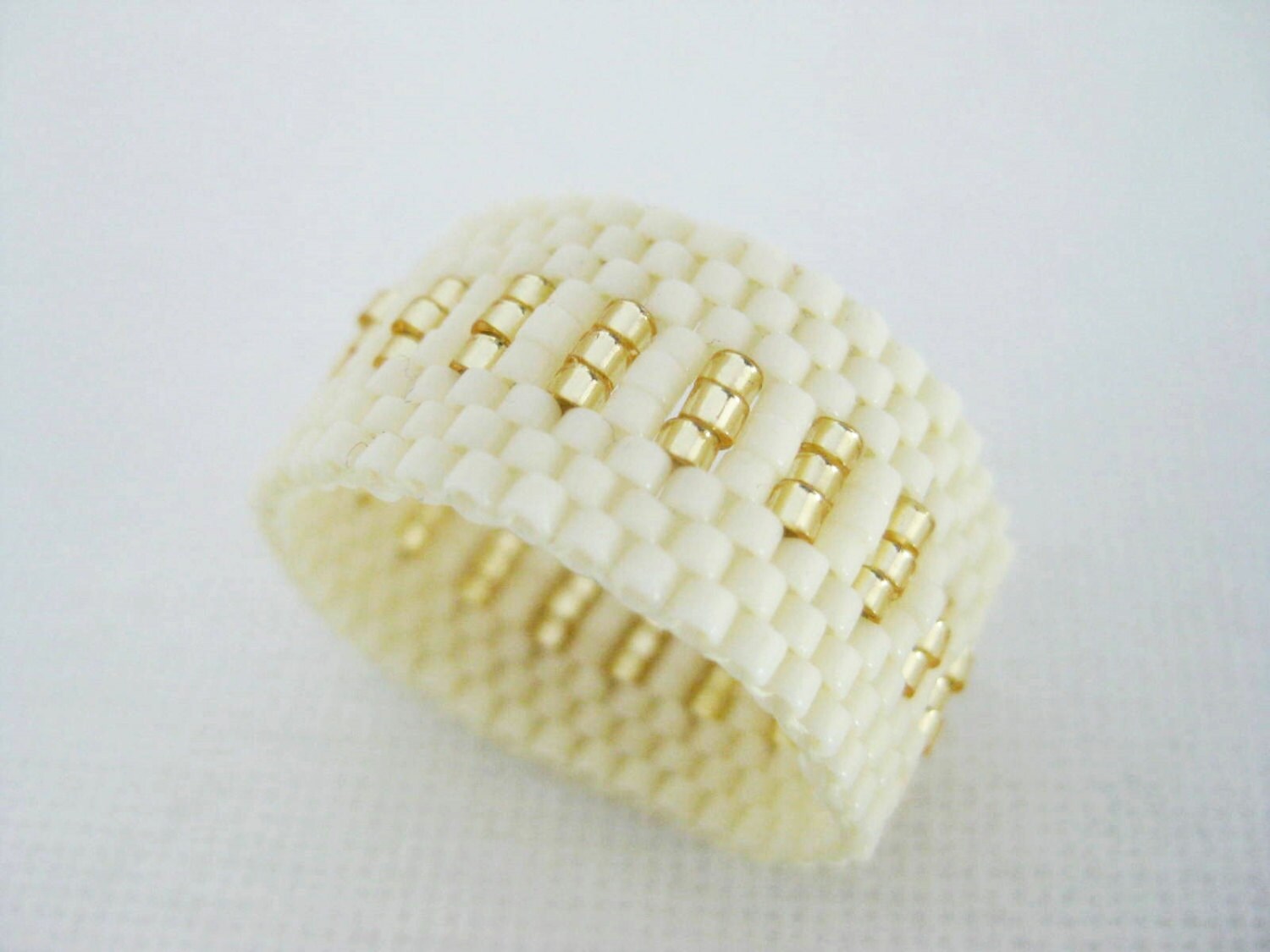 Seed Bead Peyote Ring / Beaded Jewelry / Cream and Gold Band - Etsy