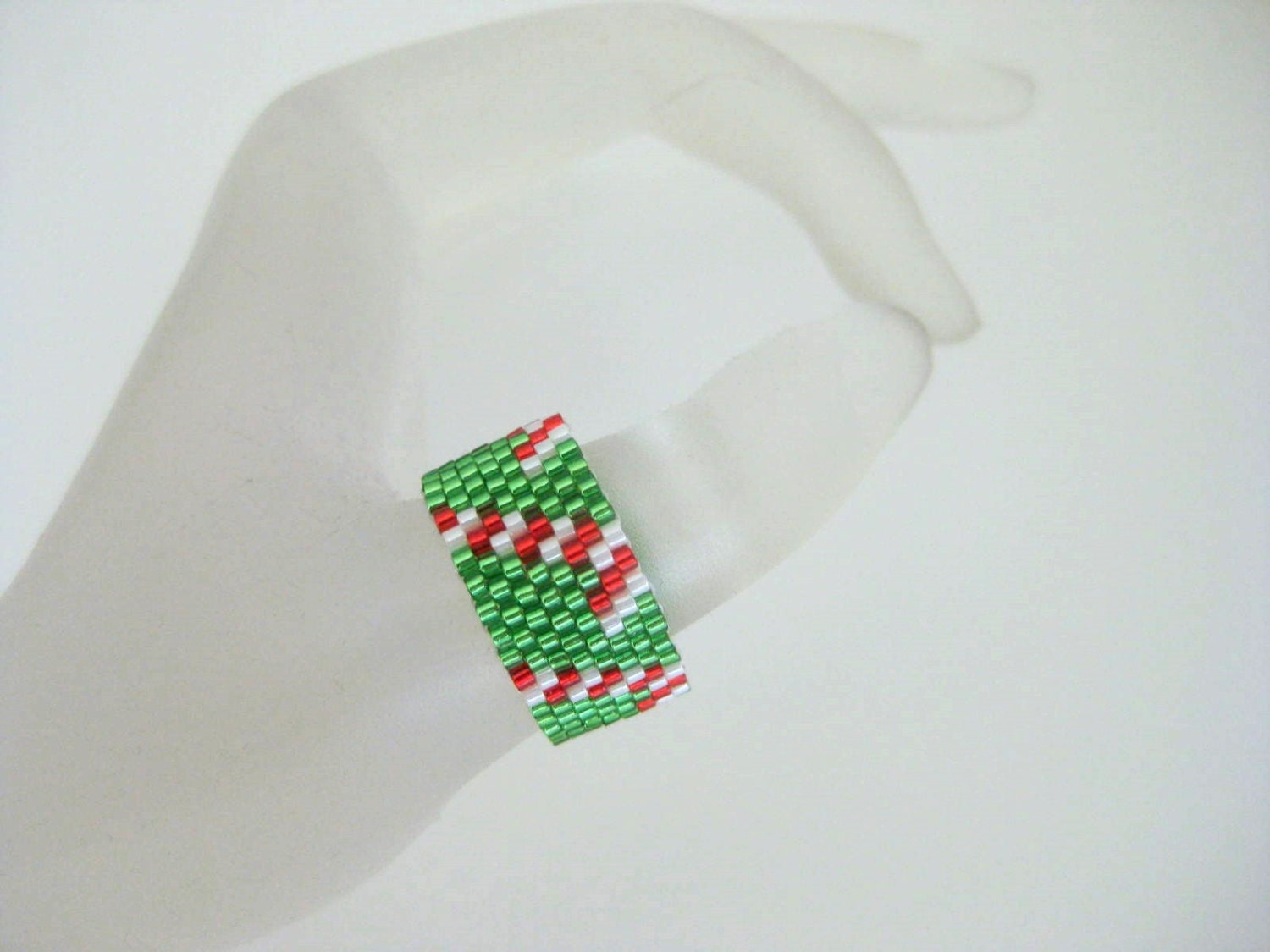 Beaded Candy Cane Ring / Christmas Jewelry / Winter Holidays/ US Duty ...