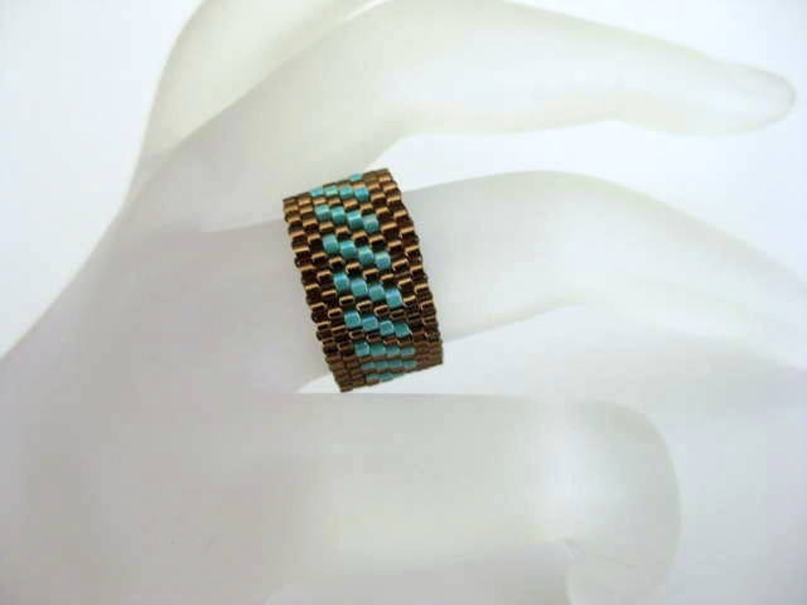 Beaded Peyote Ring / Seed Bead Jewelry / Size 8 Ring/ US Duty Free - Etsy