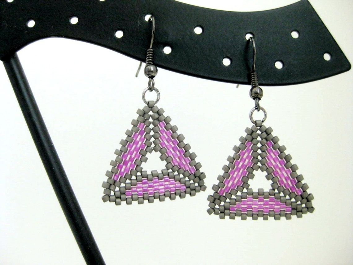 Beaded Peyote Triangle Earrings / Seed Bead Jewelry - Etsy