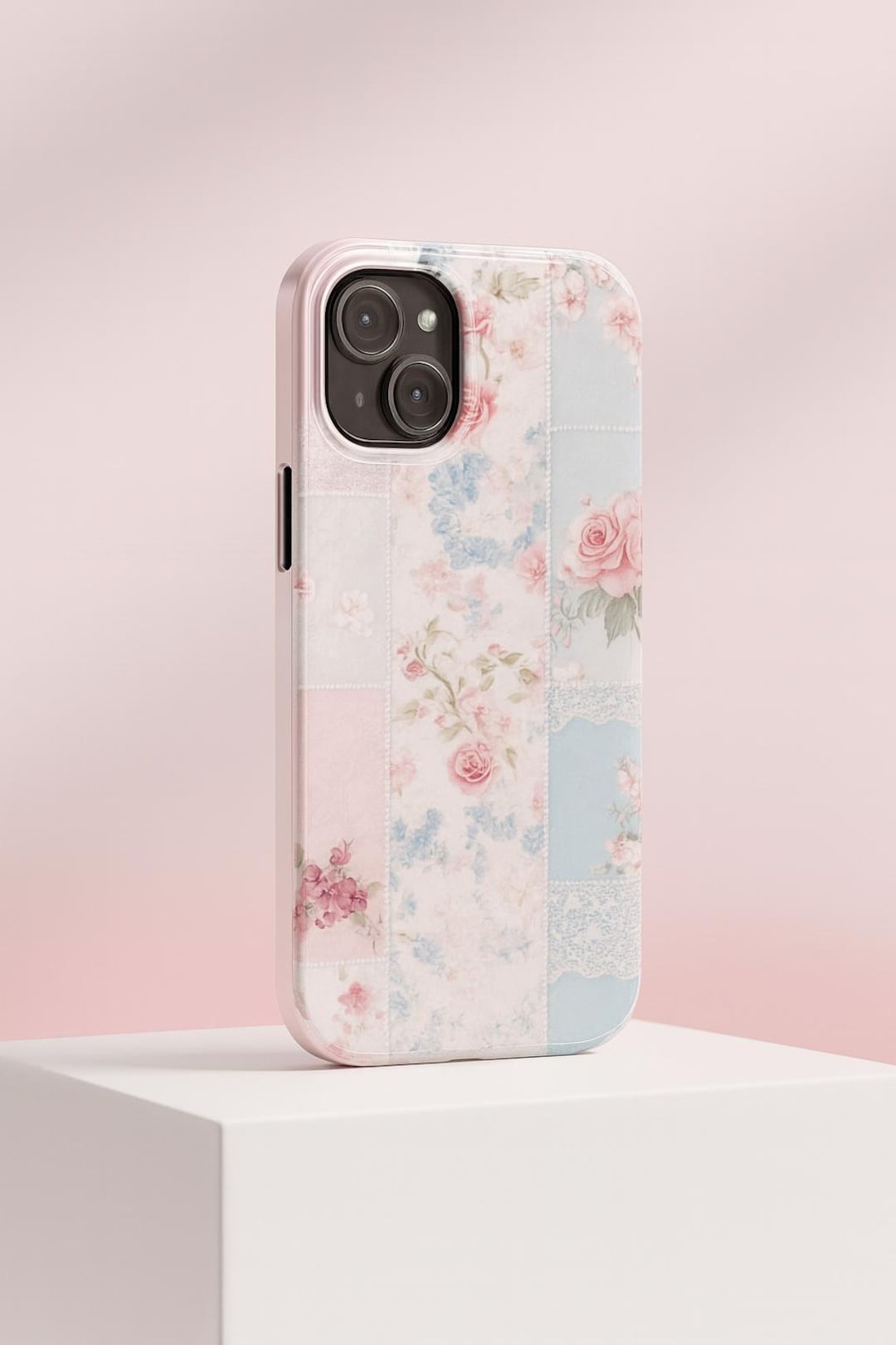 FLORAL QUILT Romantic Floral Patchwork Phone Case, Vintage Shabby Chic ...