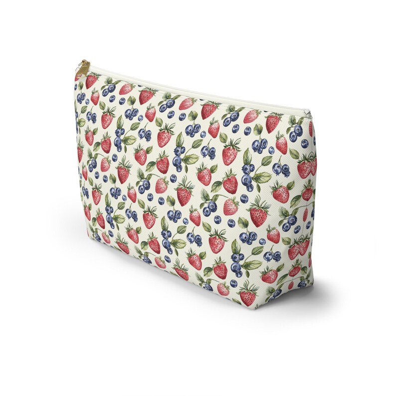 Strawberry & Blueberry Print Pouch, Cute Berries Makeup Bag, Travel ...