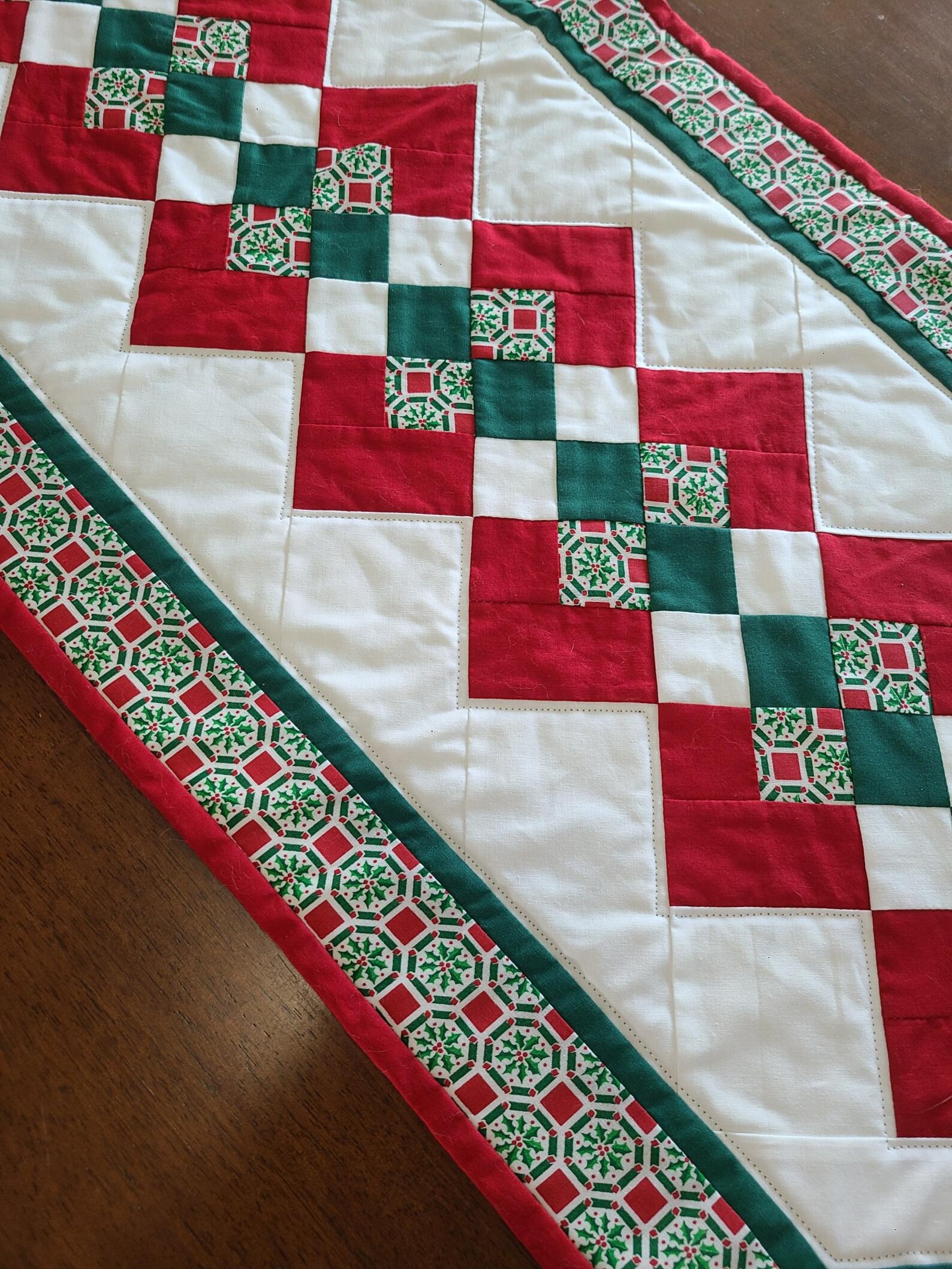 Christmas Table Runner - Etsy