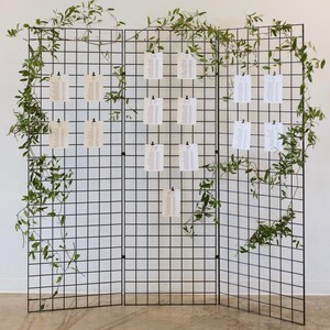 Minimalistic Seating Arrangement Signs - Etsy