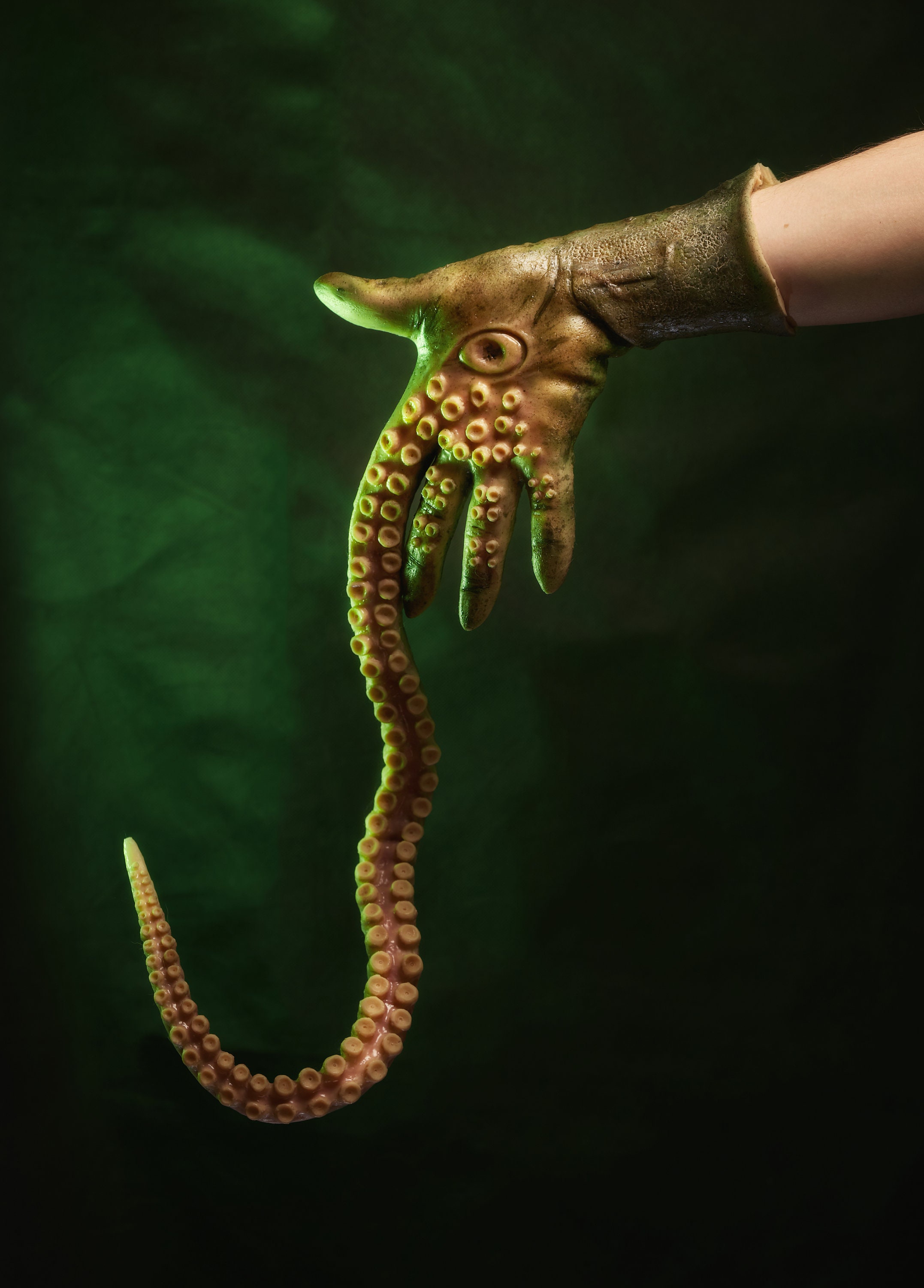 Davy Jones Silicone Tentacle Glove realistic for Cosplay Performances ...