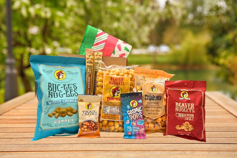 Buc-ee's Snack Box, Assorted Treats for Buc-ee's Fans, Care Package ...