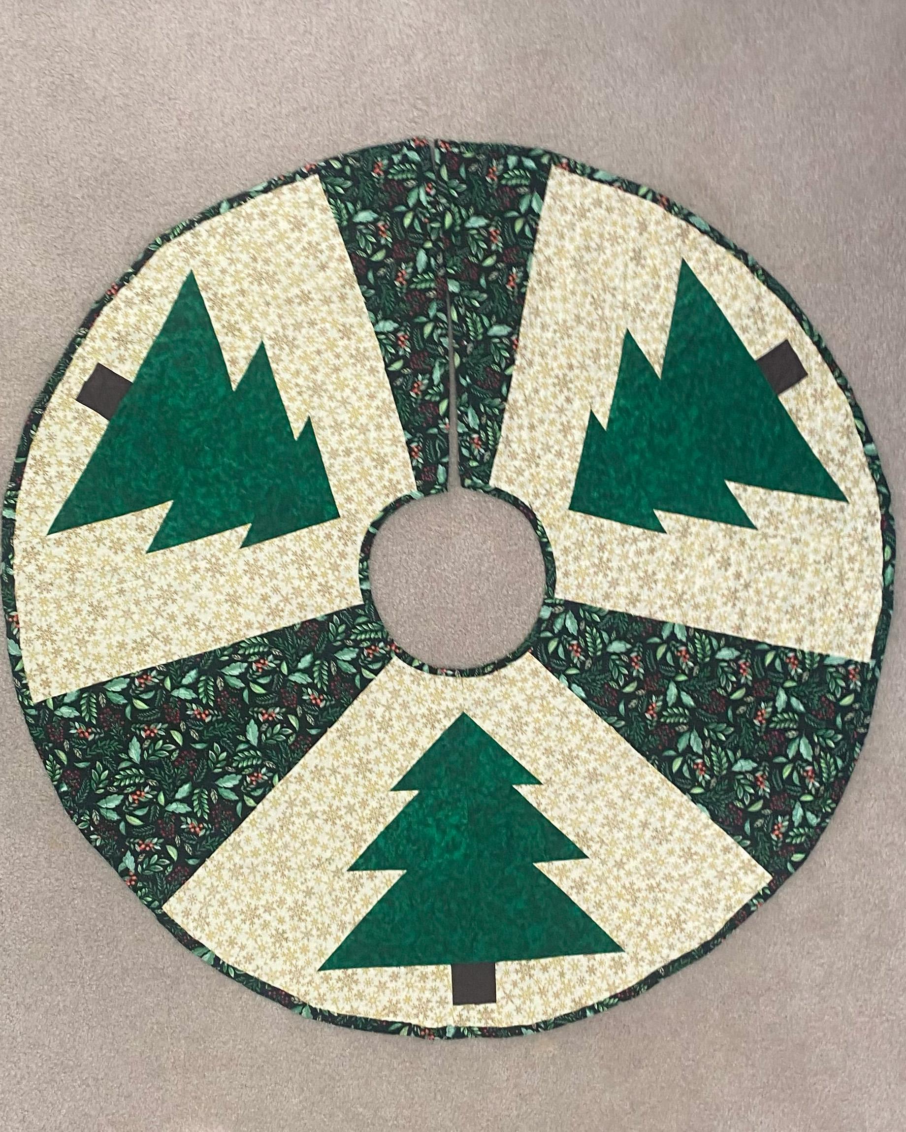 41" Tannenbaum Quilted Tree Skirt - Etsy
